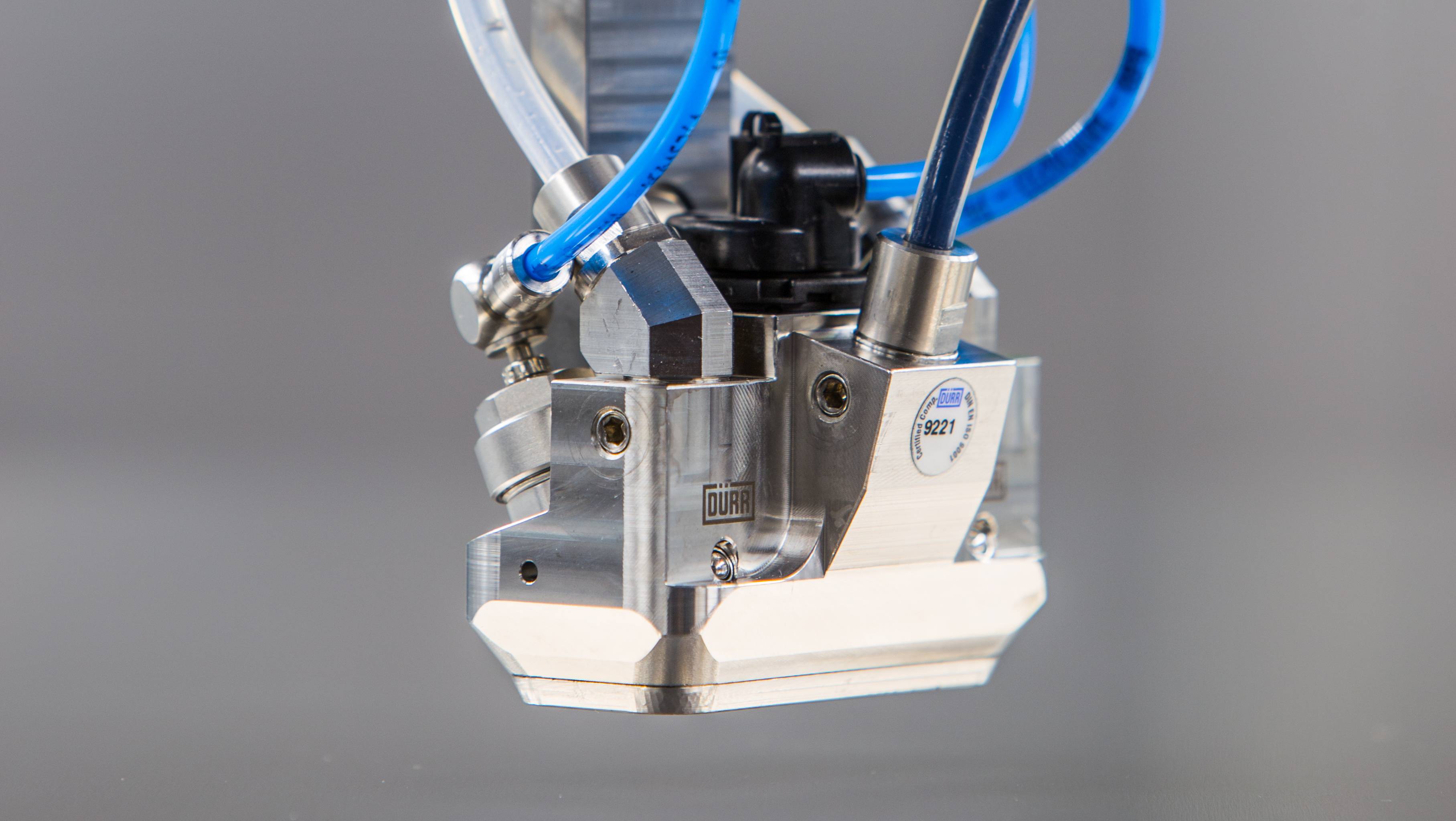 Paint application with high edge definition - Dürr Universal